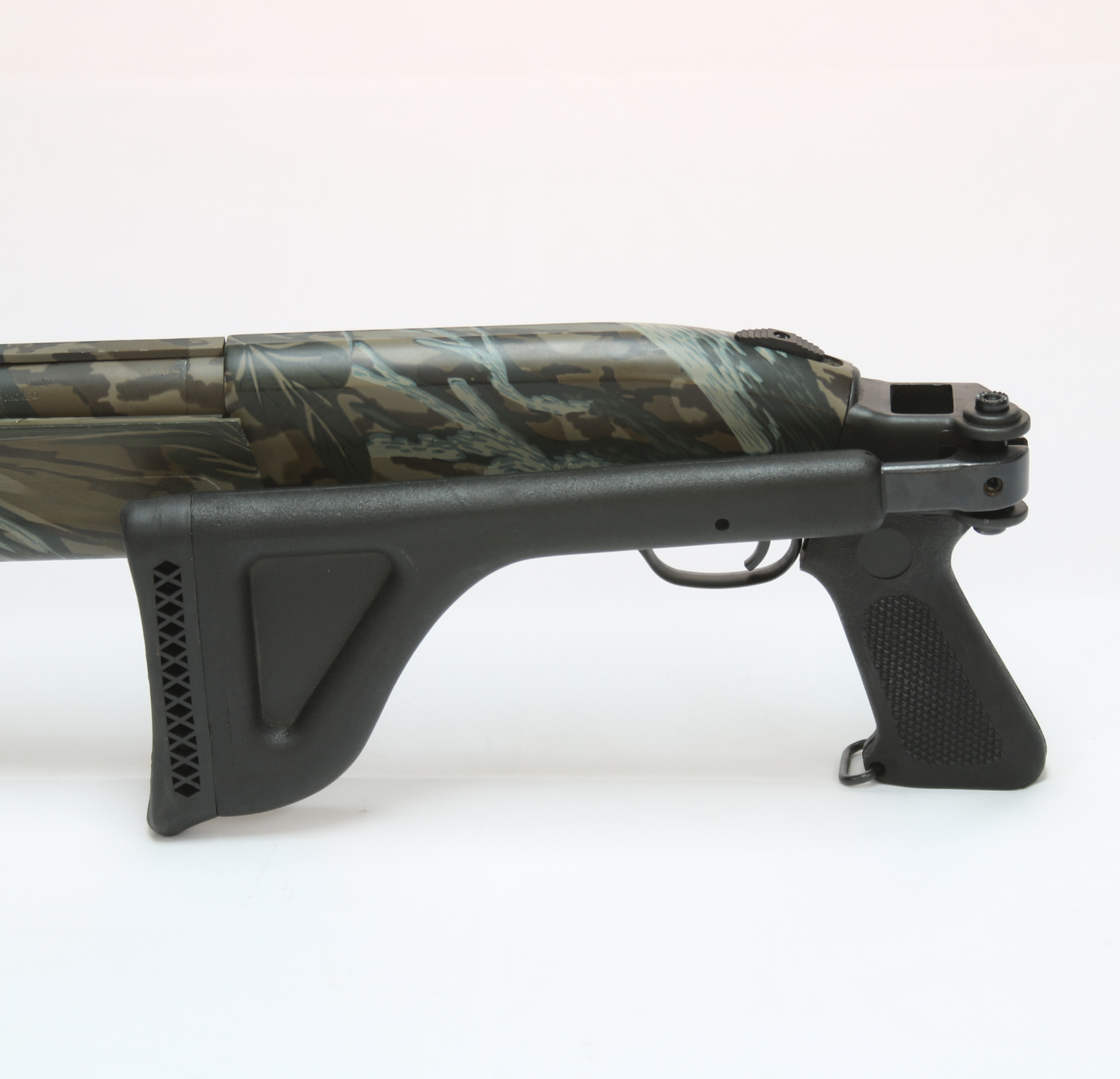 Choate CMT-02-01-14 Side Folding Stock for Mossberg 9200 - Europe Outdoor
