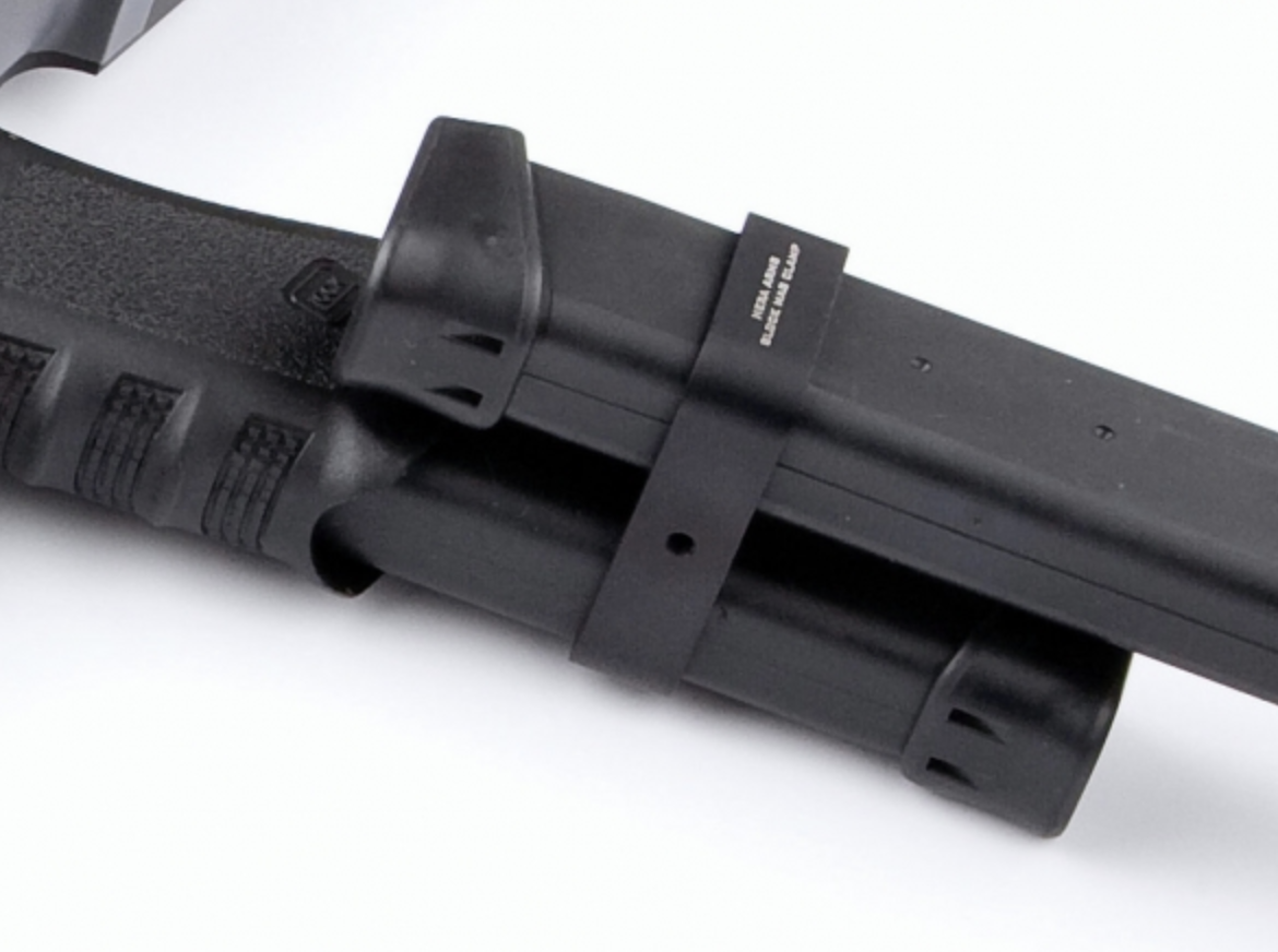 HERA ARMS 05.02 Magazine Clamp for Glock Magazines - Gun Parts Europe ...